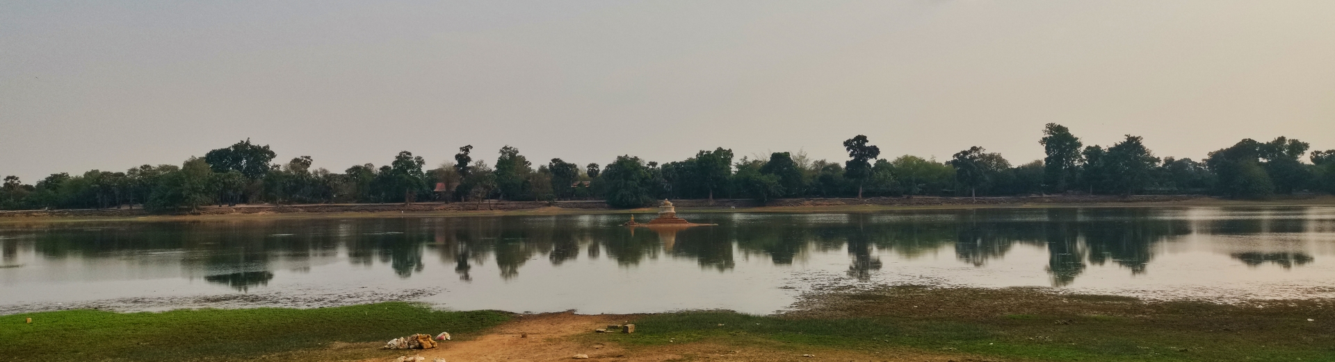 Srah Srang - the royal bath of Angkor - Siem Reap